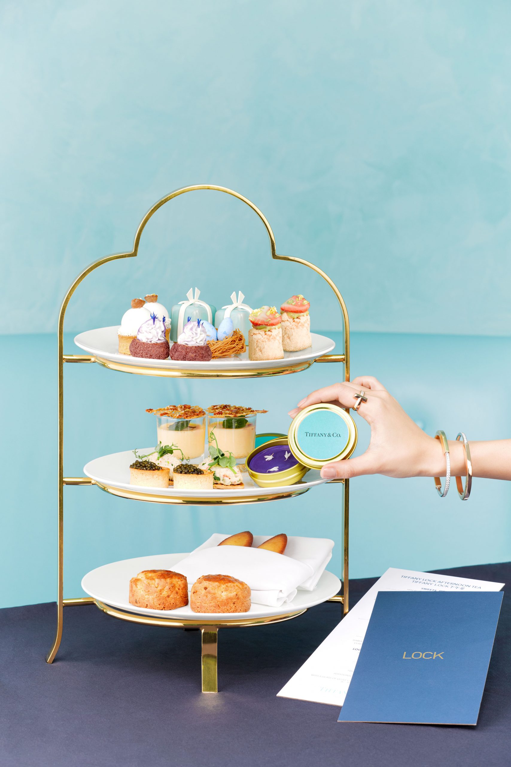 The Tiffany Blue Box Cafe 呈獻 Tiffany Lock Cafe 讓你感受全新下午茶體驗 情人節限定套餐同步登場 ...