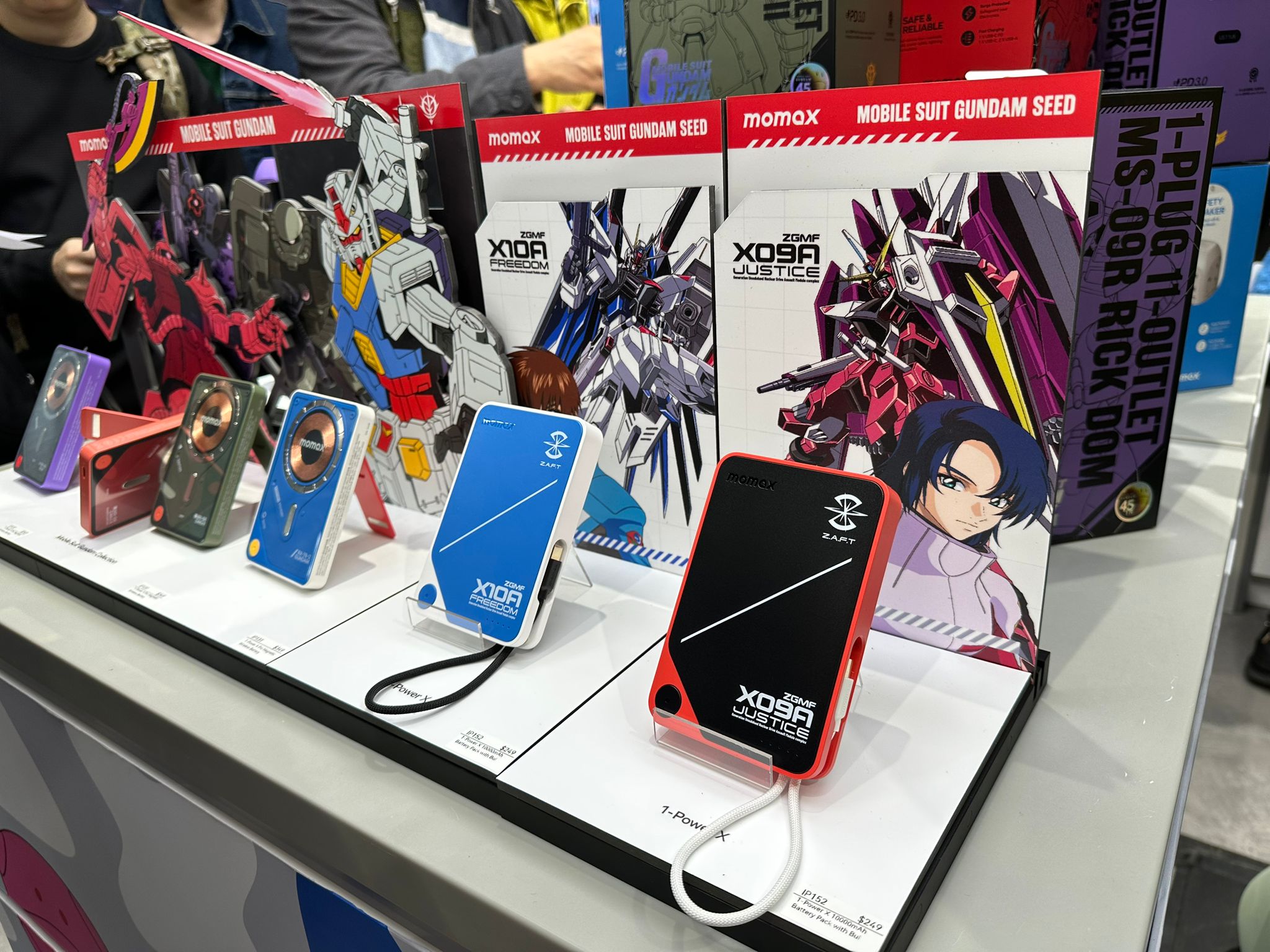 熱烈推出第二彈 《Mobile Suit Gundam》最新聯乘產品Momax 聯乘《機動戰士高達》《機動戰士高達 SEED》產品 - 生活 ...